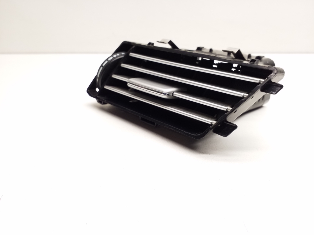 Used Mercedes Benz E-Class Interior panel ventilation grilles A2128300254