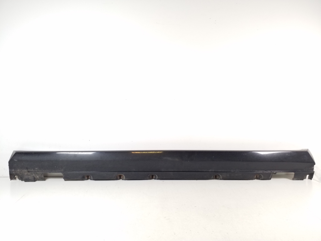 Used Mercedes Benz GLK-Class Exterior sill trim A2046981554