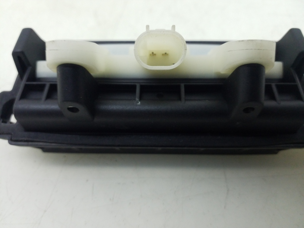 Used Mercedes Benz S-Class Outer boot handle A2217500893