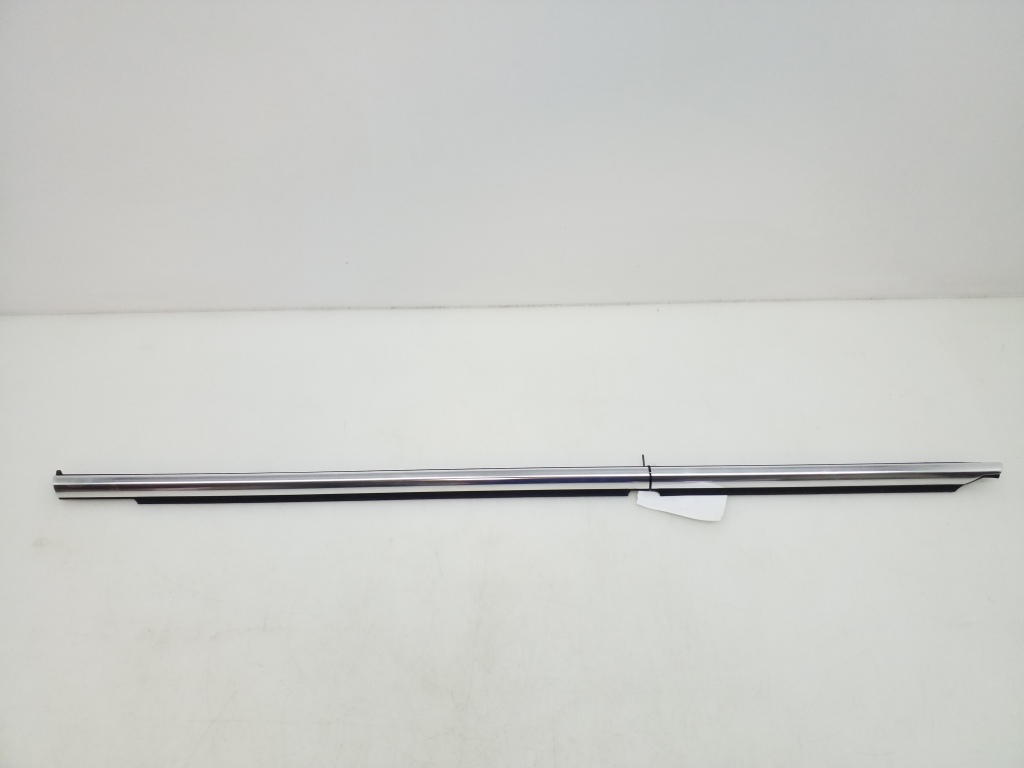 Naudotas Mercedes Benz S-Class Galinių šoninių durų juostelė prie ...