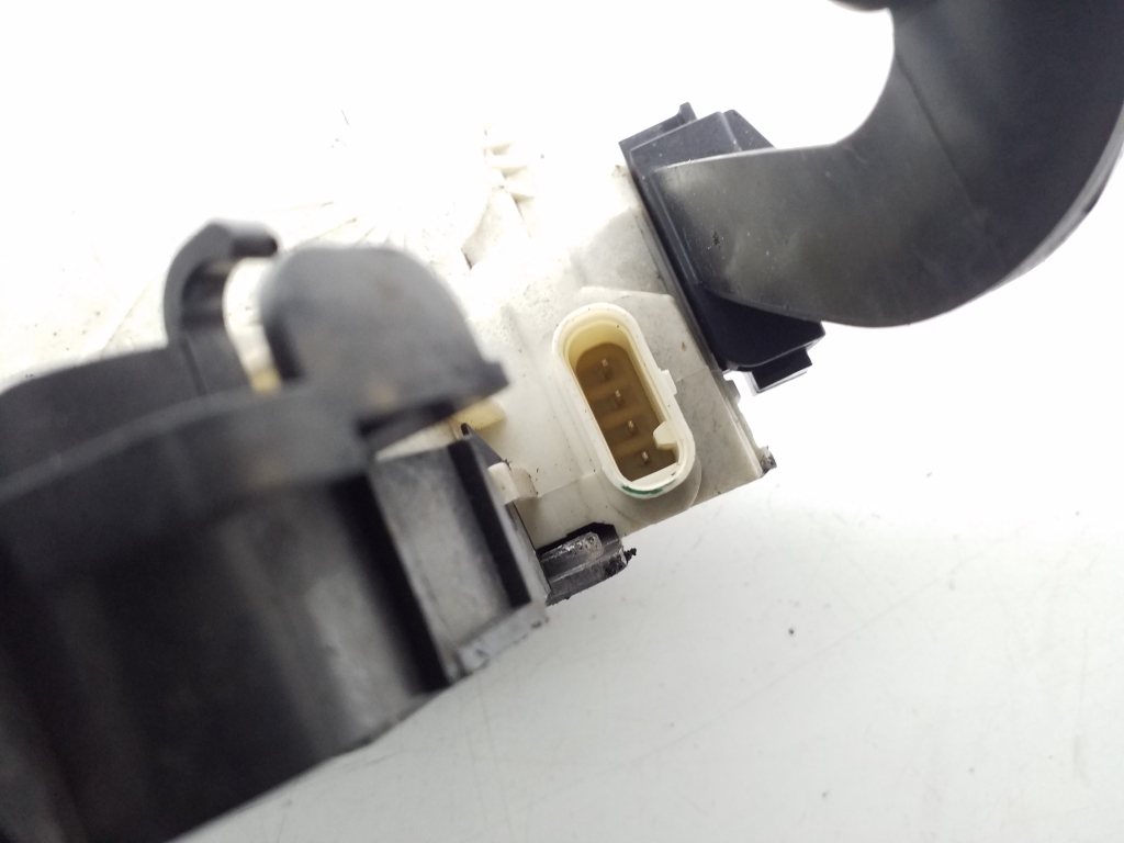 Used Mercedes Benz GLK-Class Rear side door lock A2047301435