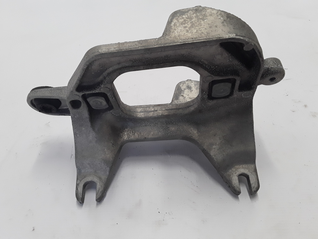 Used RENAULT Talisman Gearbox holder 112221641R