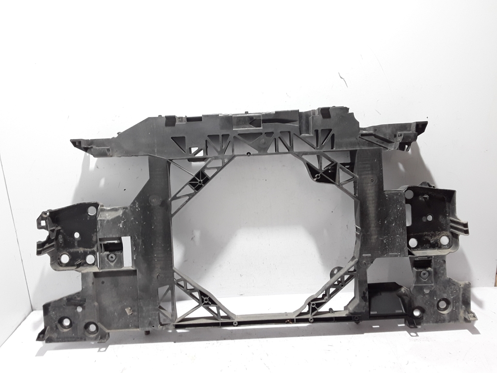 Used RENAULT Scenic Front frame and its details 752100007R