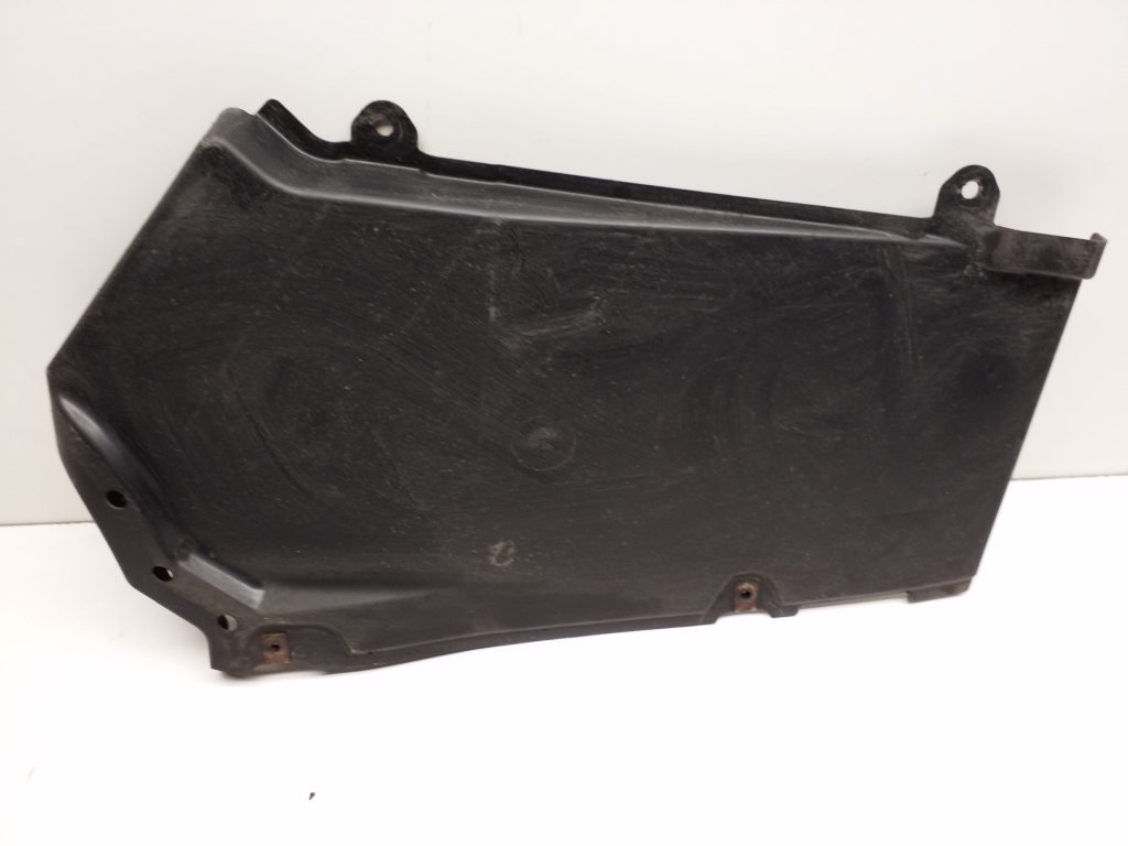 Used Mercedes Benz E-Class Protection under the bottom A2126100208