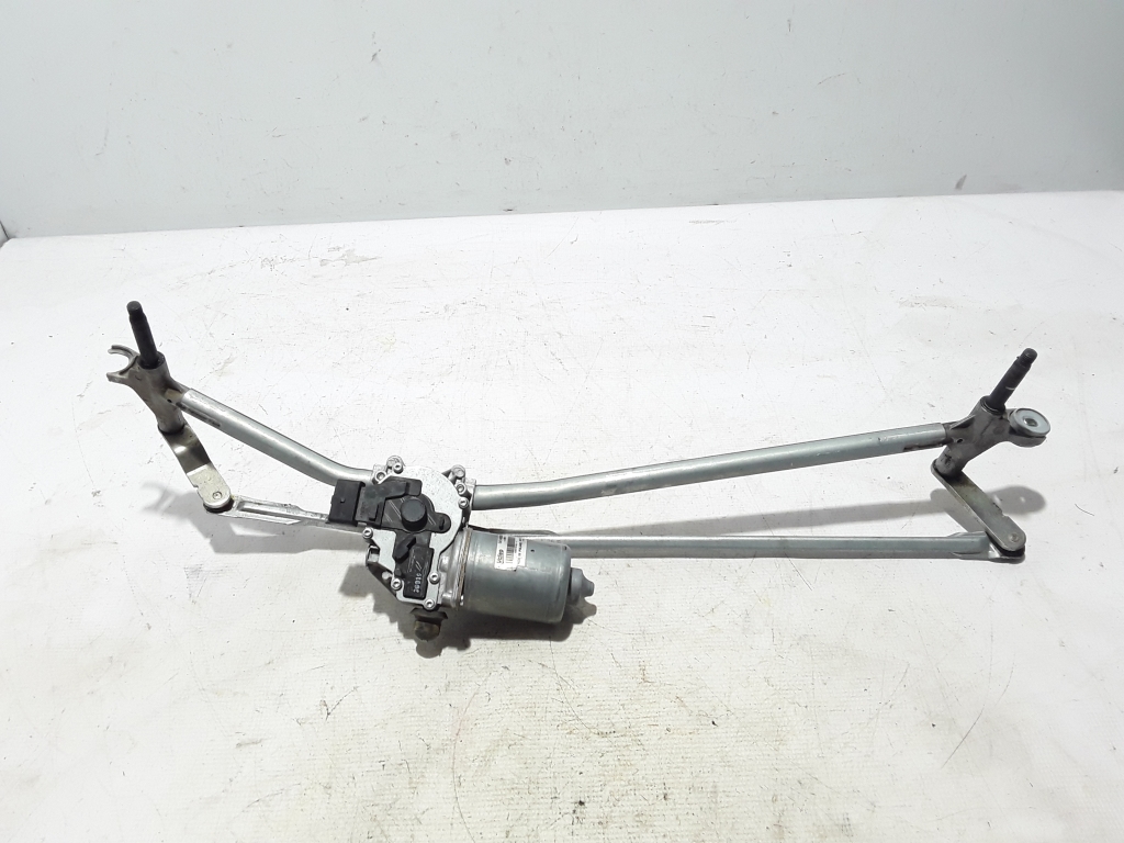 Used RENAULT Master Windshield wiper mechanism 8200734788