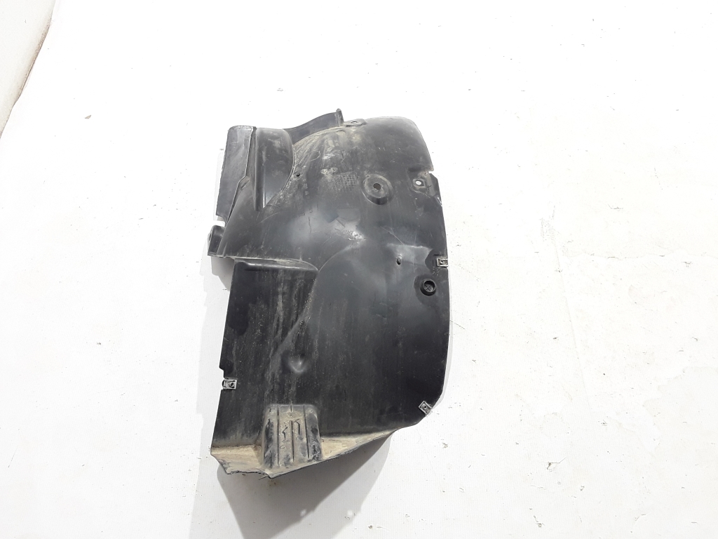 Used RENAULT Master Front fender front 638411709R