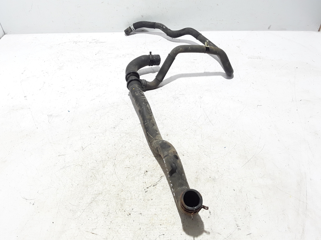 Used Dacia Duster Cooling radiator hose 215019439R