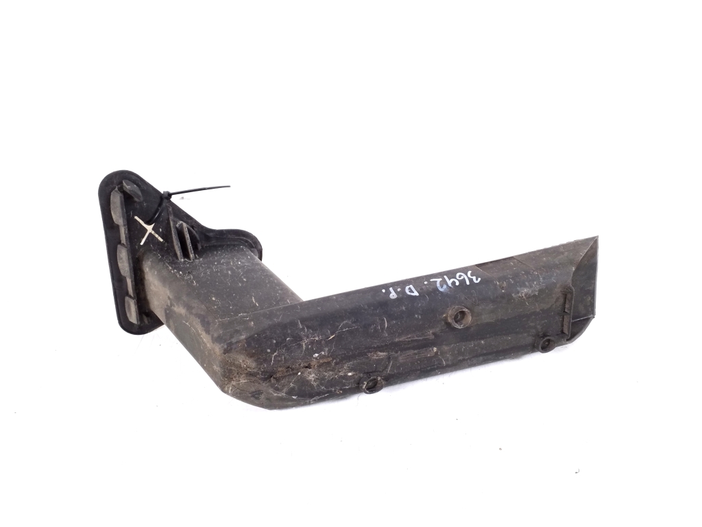 Used Mercedes Benz E-Class Another detail under the hood A2128320625