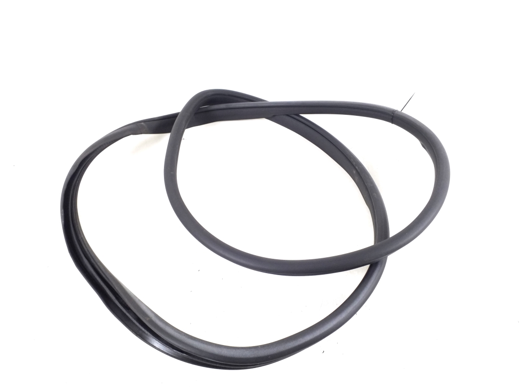 Used Mercedes Benz E-Class Front door sealing rubber A2126970051