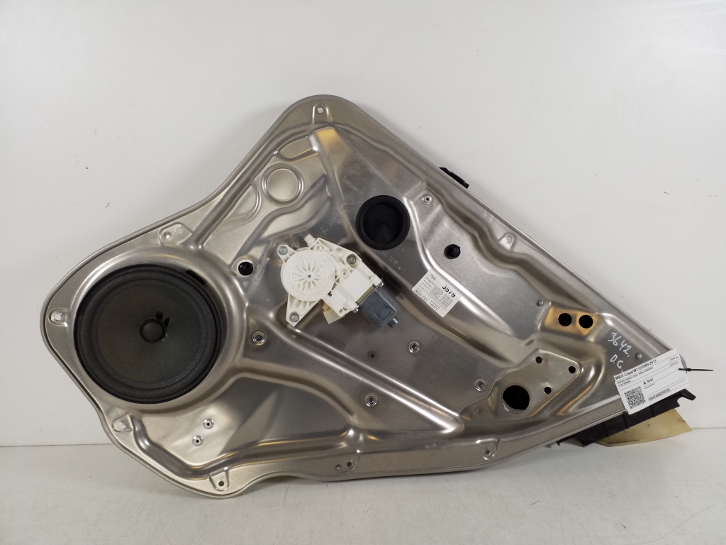 Used Mercedes Benz E-Class Rear side door window lifter and its details