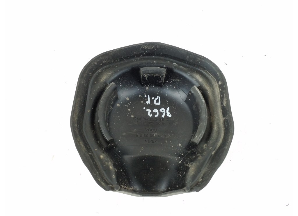 Naudotas Mercedes Benz CLS-Class Apdaila po variklio gaubtu A2123270086