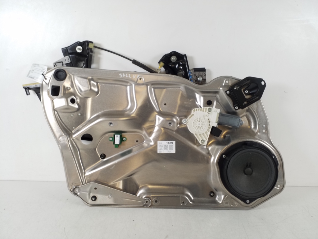 Used Mercedes Benz CLS-Class Front door window lifter and its parts