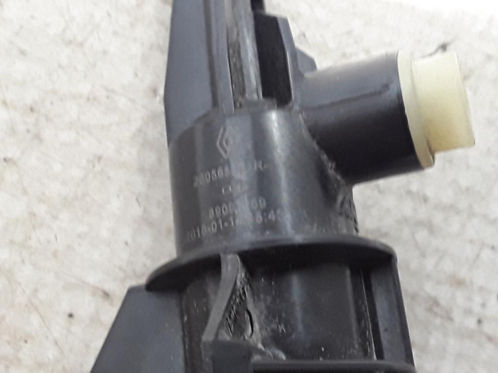 Used Dacia Duster Headlamp motor 260568971R