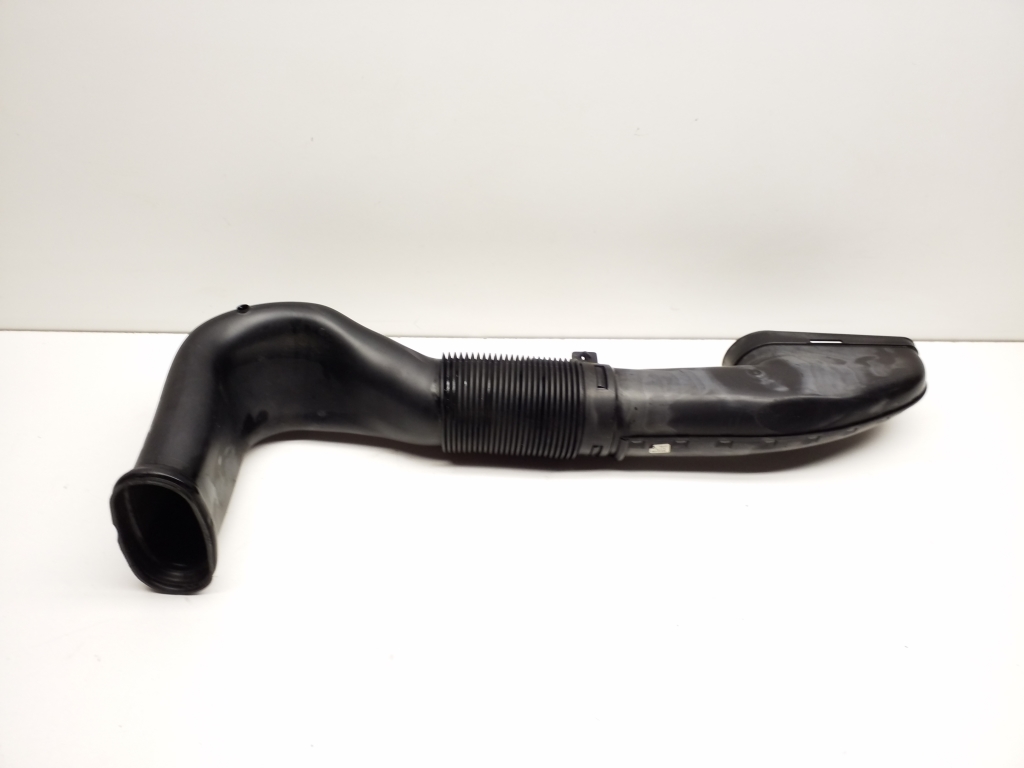 Used Mercedes Benz E-Class Air intake hose A6510903437
