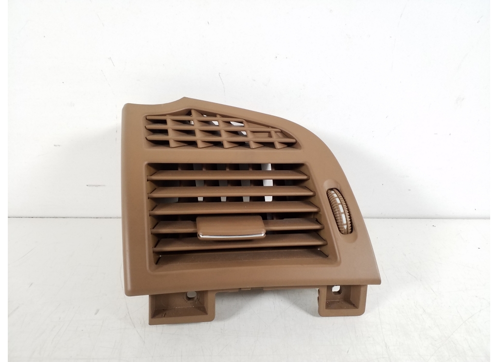 Used Mercedes Benz CL-Class Interior panel ventilation grilles A2218300154