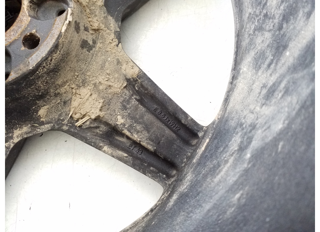 Used Mercedes Benz CL-Class Rim A2214016002