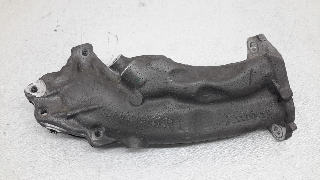 Used Mercedes Benz B-Class EGR valve pipe A6511402108