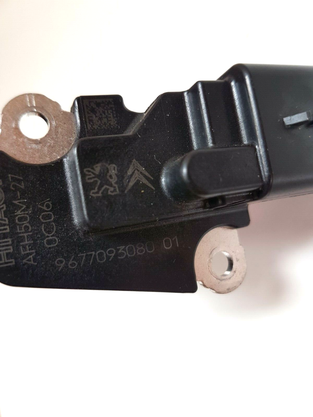 Used Citroen C5 Aircross Air flow sensor 9677093080