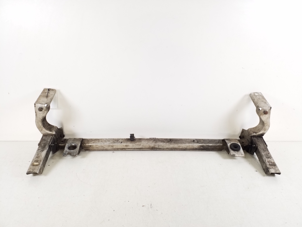 Used Mercedes Benz B-Class The middle part of the front frame A2466200019