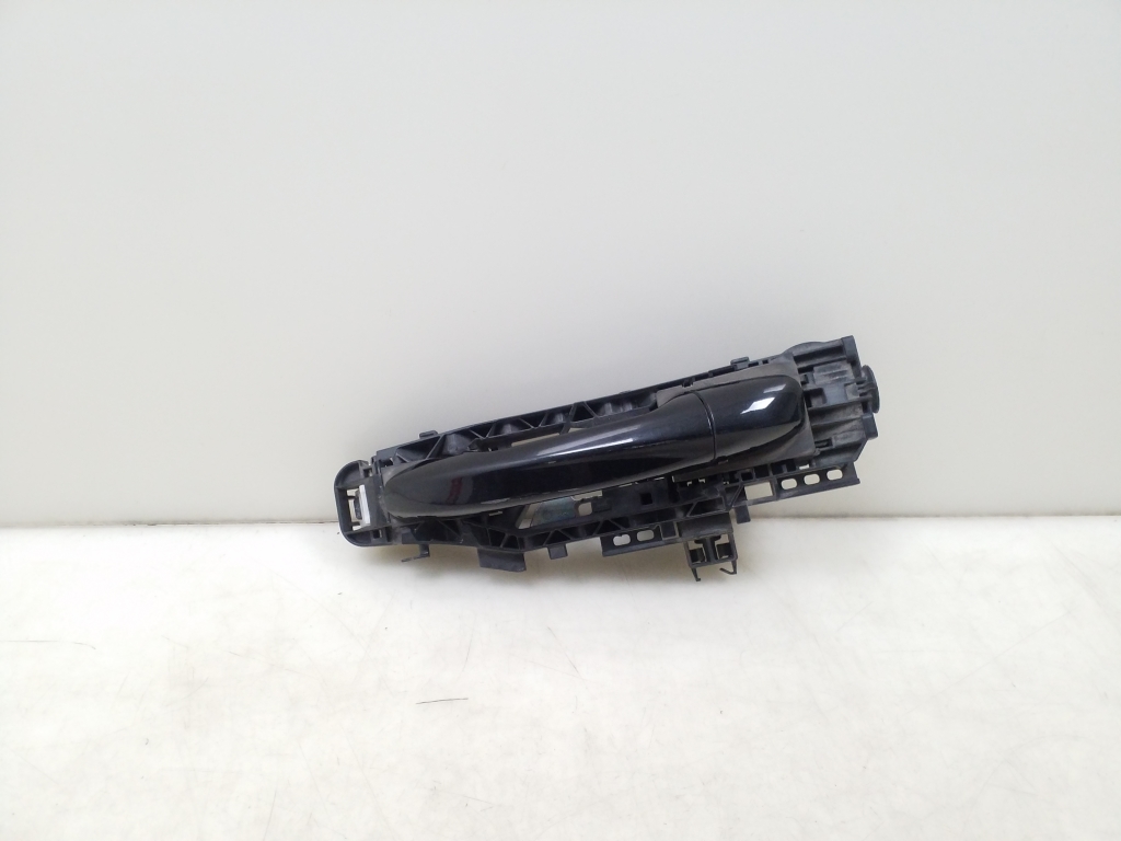 Used Mercedes Benz GLC-Class Front door external opening handle and its ...