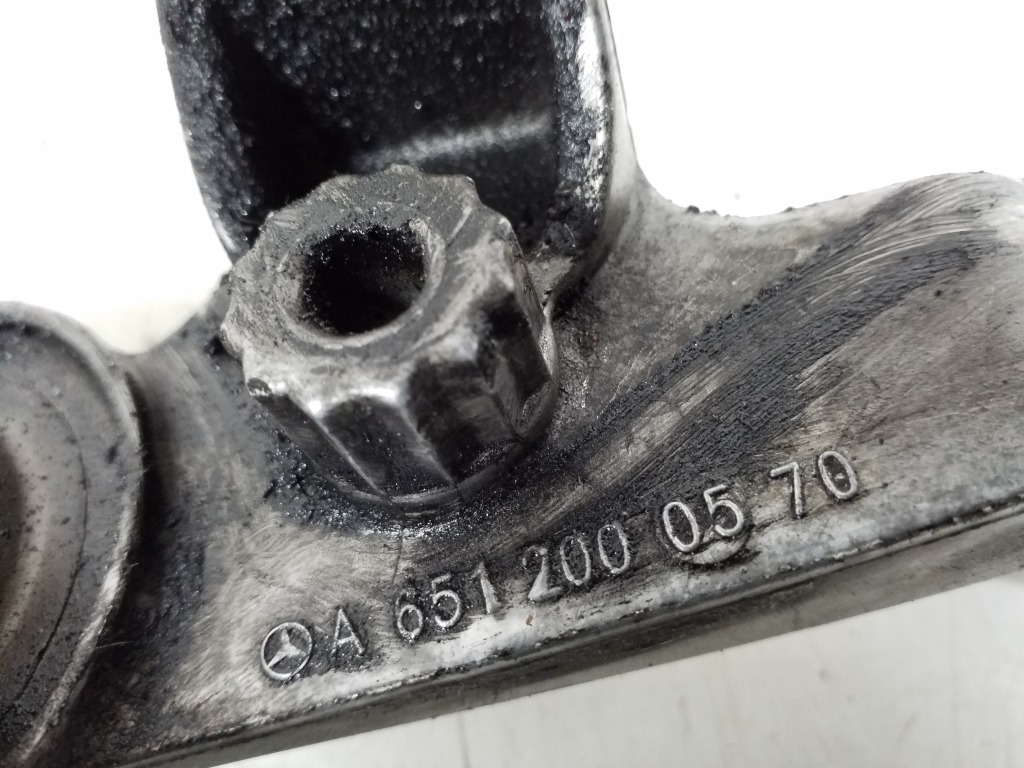 Used Mercedes Benz B-Class Strap tensioner A6512000570