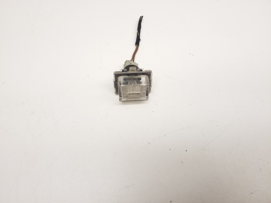 Used Mercedes Benz E-Class Number plate light bulbs A2218200456