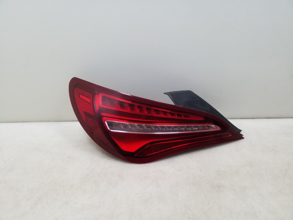 Used Mercedes Benz CLA-Class Rear corner lamp A1179063700