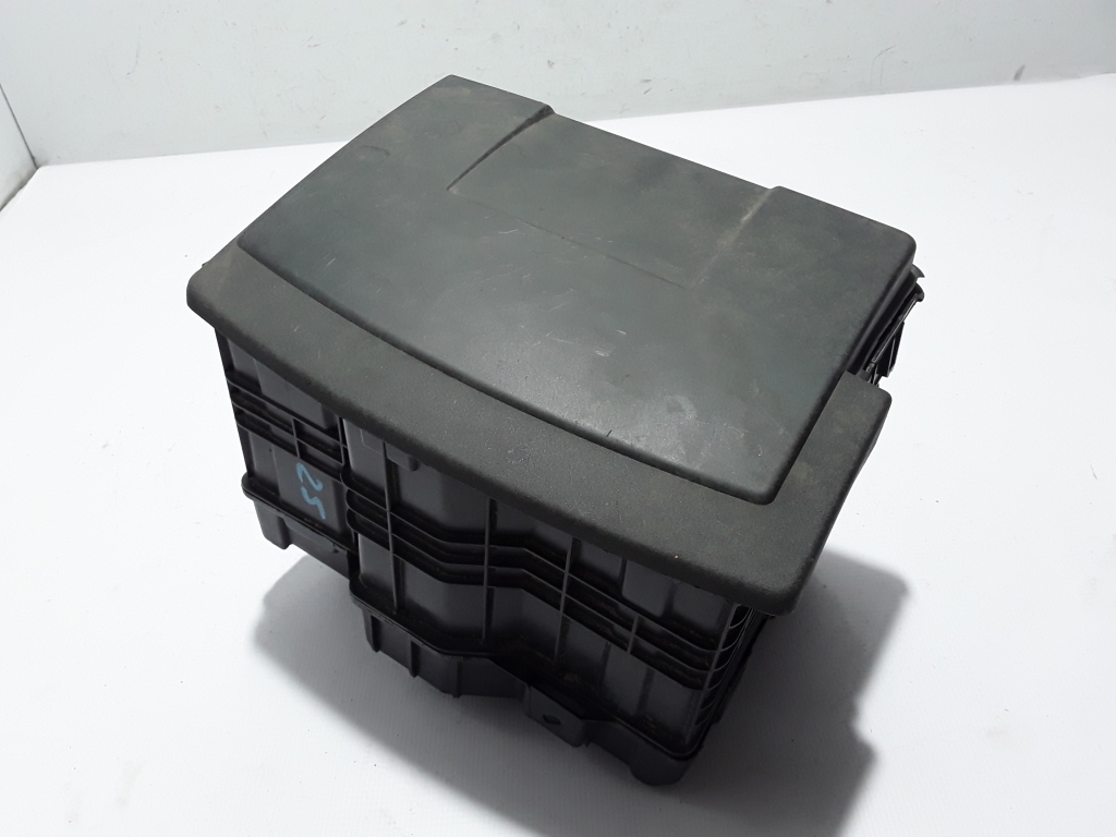 Used RENAULT Clio Battery finish 242708587R