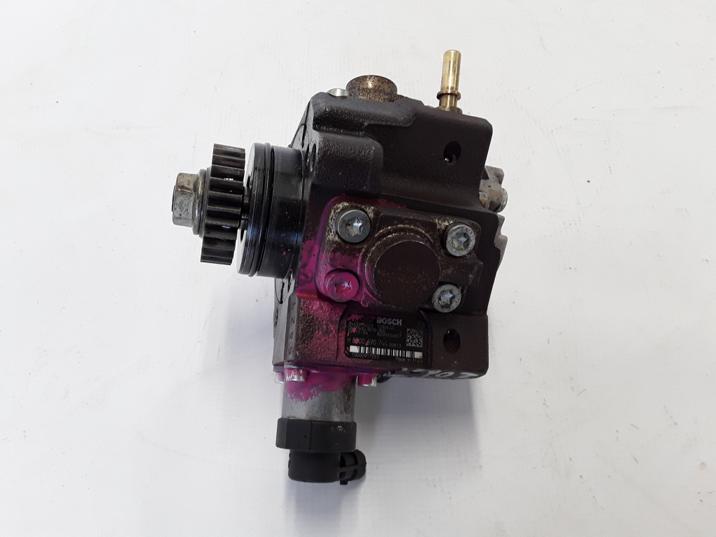 Used RENAULT Trafic Fuel pump 0445010223