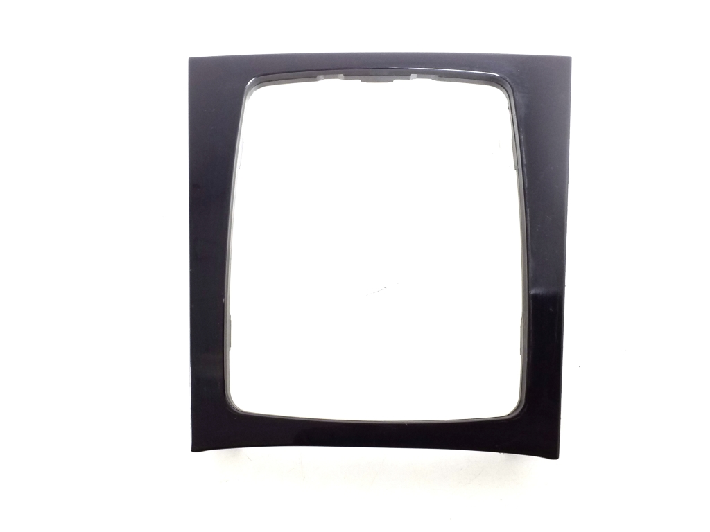 Used Mercedes Benz GLK-Class Gear lever trim A2046800039