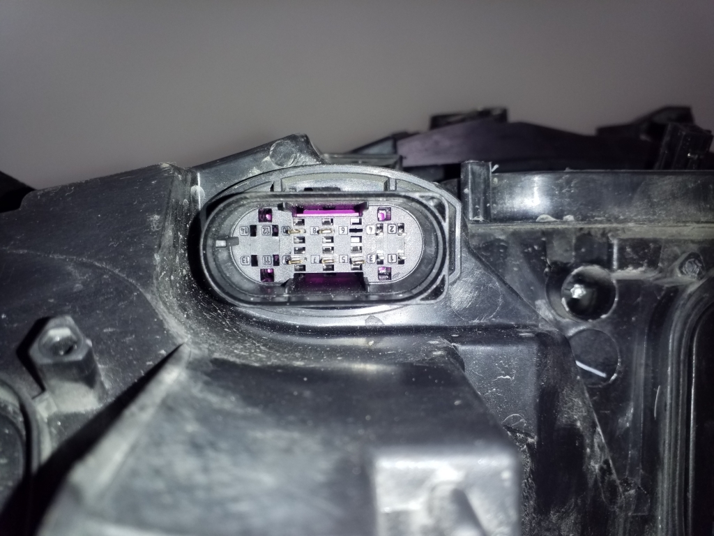 Used Mercedes Benz GLE-Class Headlights A1668200859