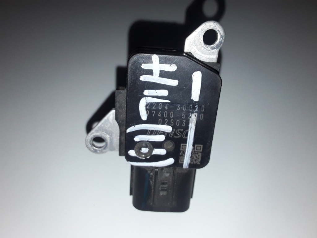 Used TOYOTA Hilux Air flow sensor 2220430020