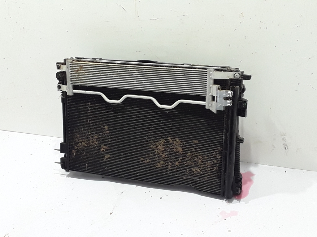 Used Chrysler Pacifica Radiator set and its details