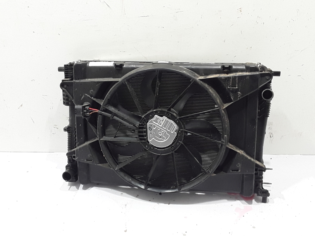 Used Chrysler Pacifica Radiator set and its details