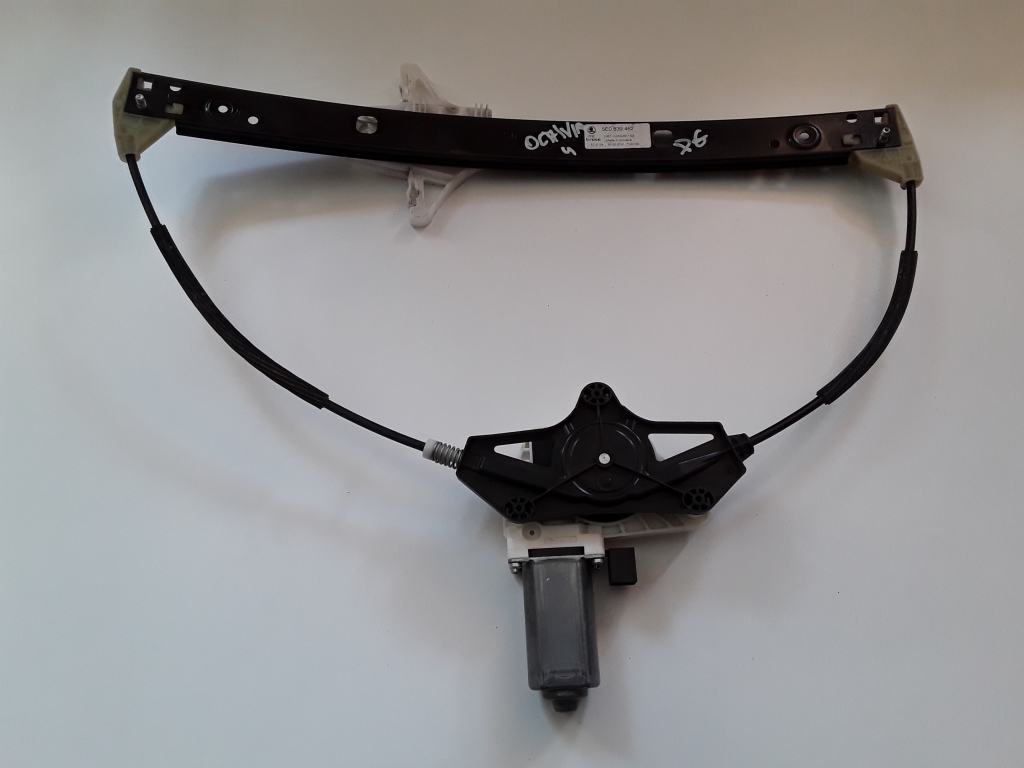 Naudotas Skoda Octavia Galinių šoninių durų stiklo pakėlikas ir jo ...