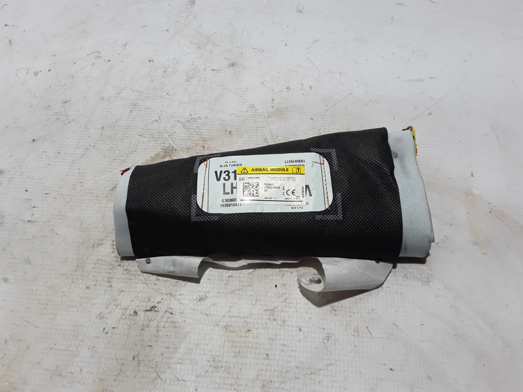 Used VOLVO XC40 Front seat airbag 32288537