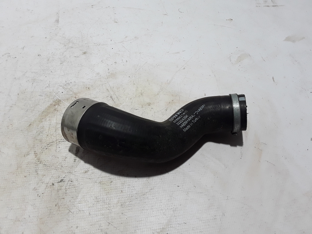 Used VOLVO XC40 Intercooler hose 32224394