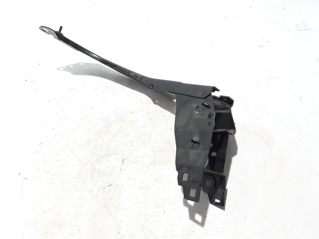 Used BMW X1 Headlamp holder 7426634