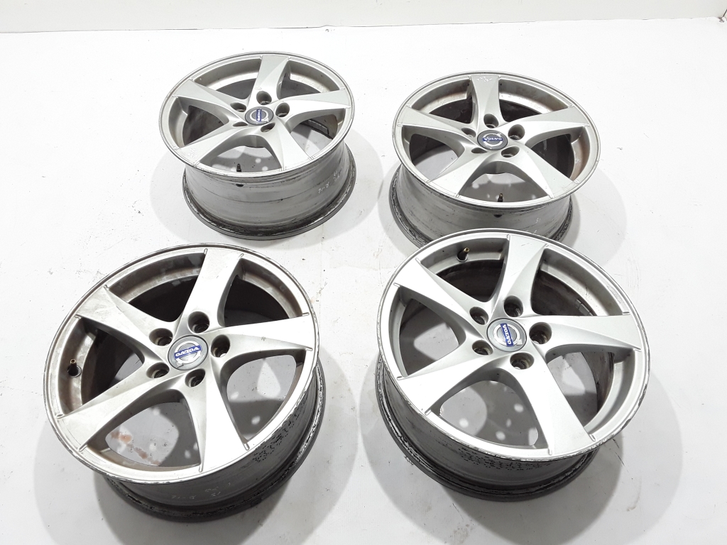 Used VOLVO V70 Rim set