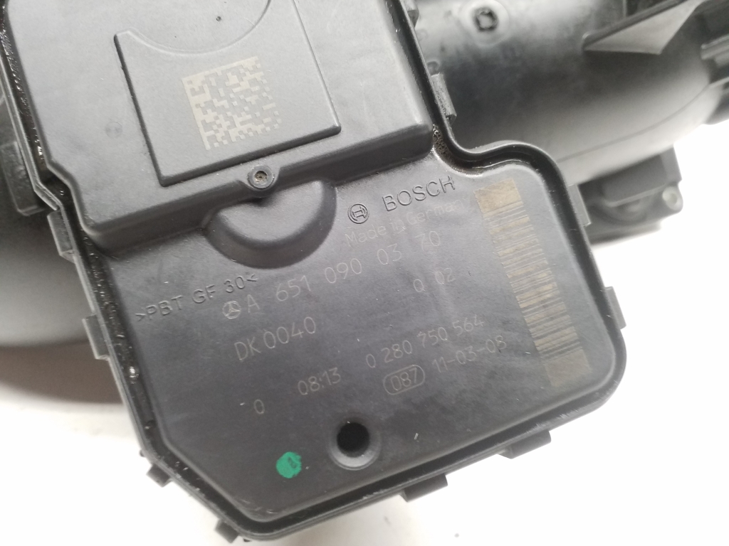 Used Mercedes Benz C-Class Accelerator valve A6510900370