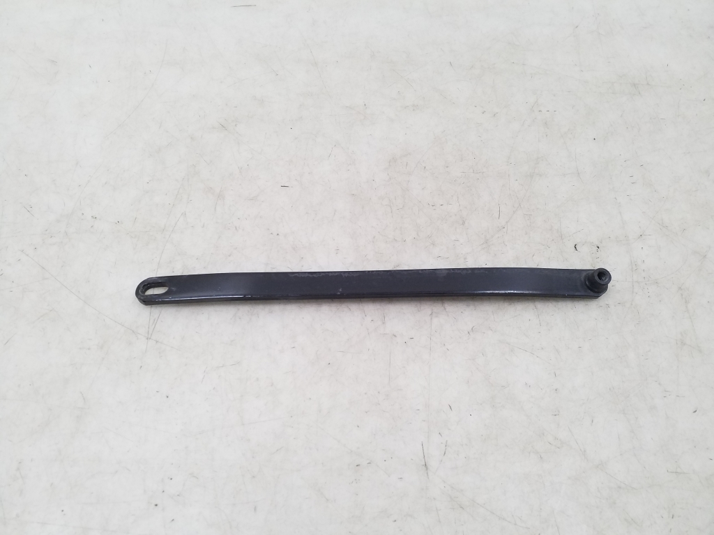 Used Mercedes Benz E-Class Other detail of the front frame A2136202700