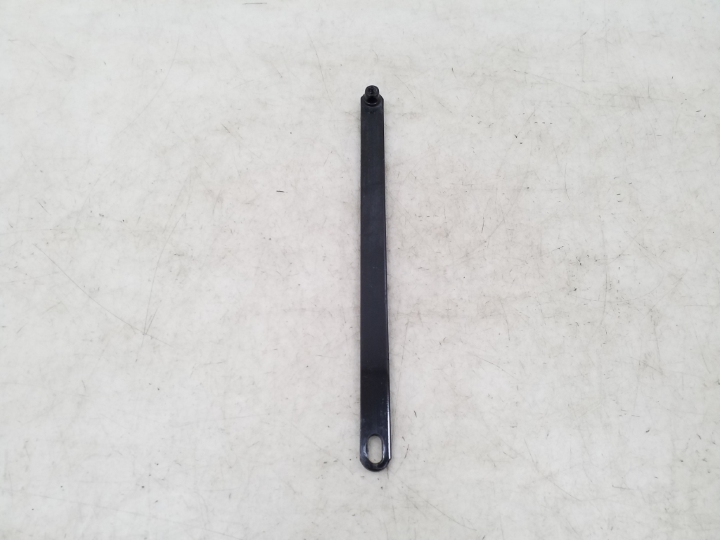 Used Mercedes Benz E-Class Other detail of the front frame A2136202700