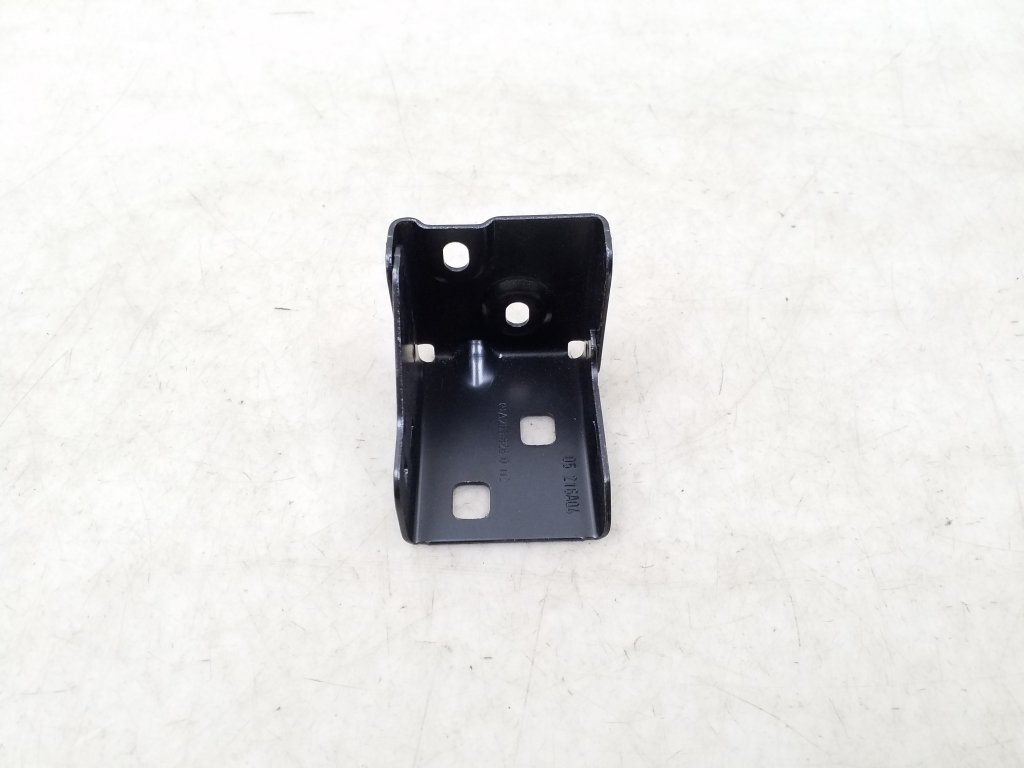 Used Mercedes Benz C-Class Other detail of the front frame A2056260112