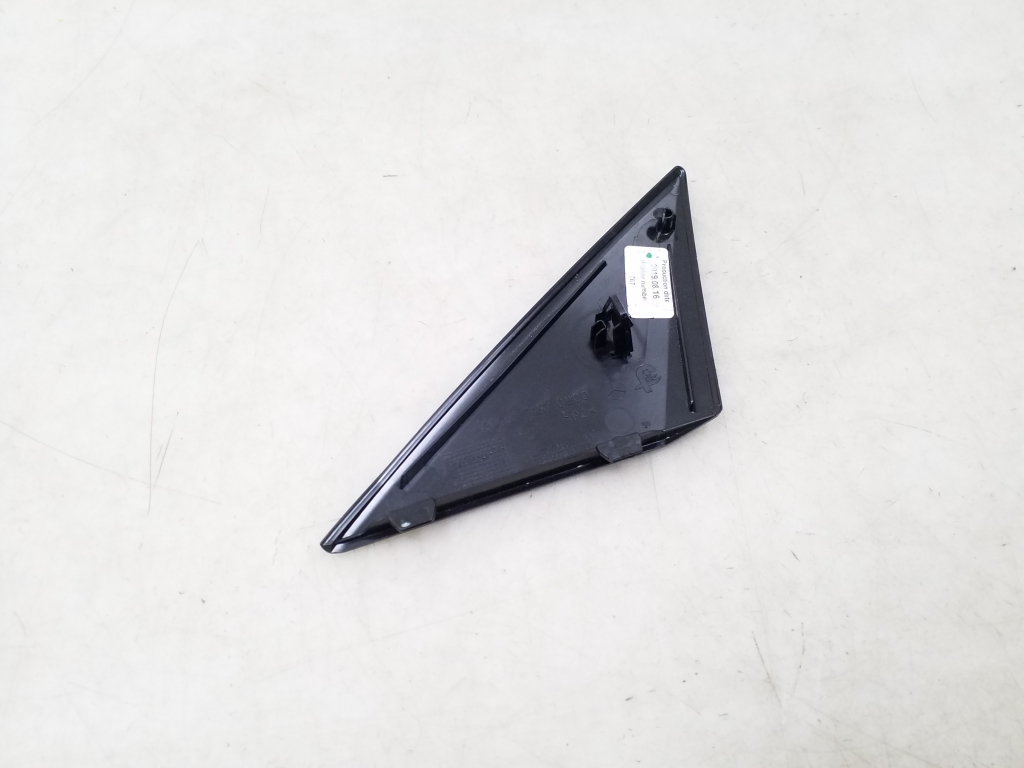Used Mercedes Benz CLA-Class Trim to the mirror triangle A1187270200