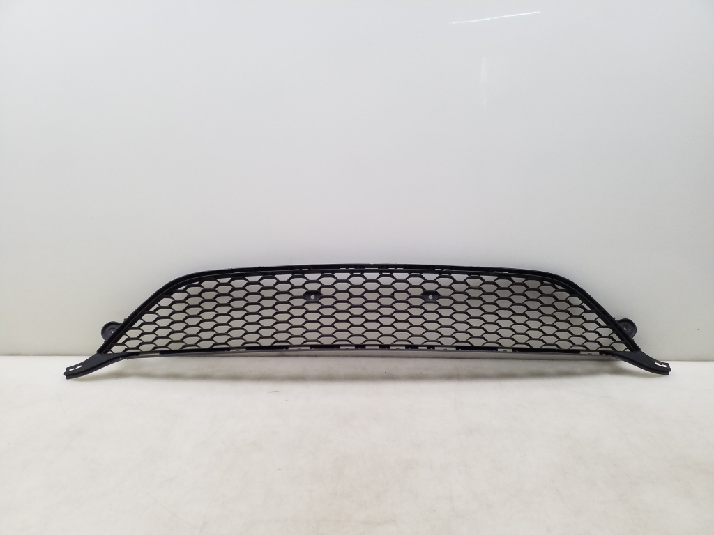 Used Mercedes Benz CLS-Class Front bumper lower grille A2578856901