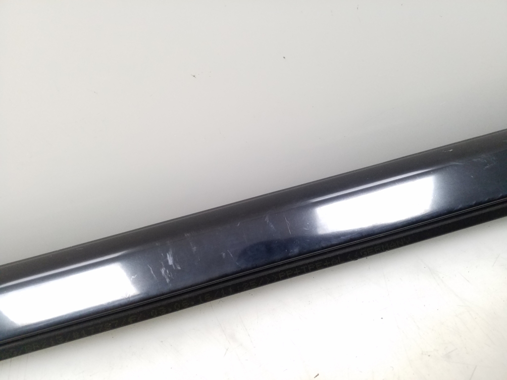 Used Mercedes Benz E-Class Rear side door strip to glass outer A2137302405