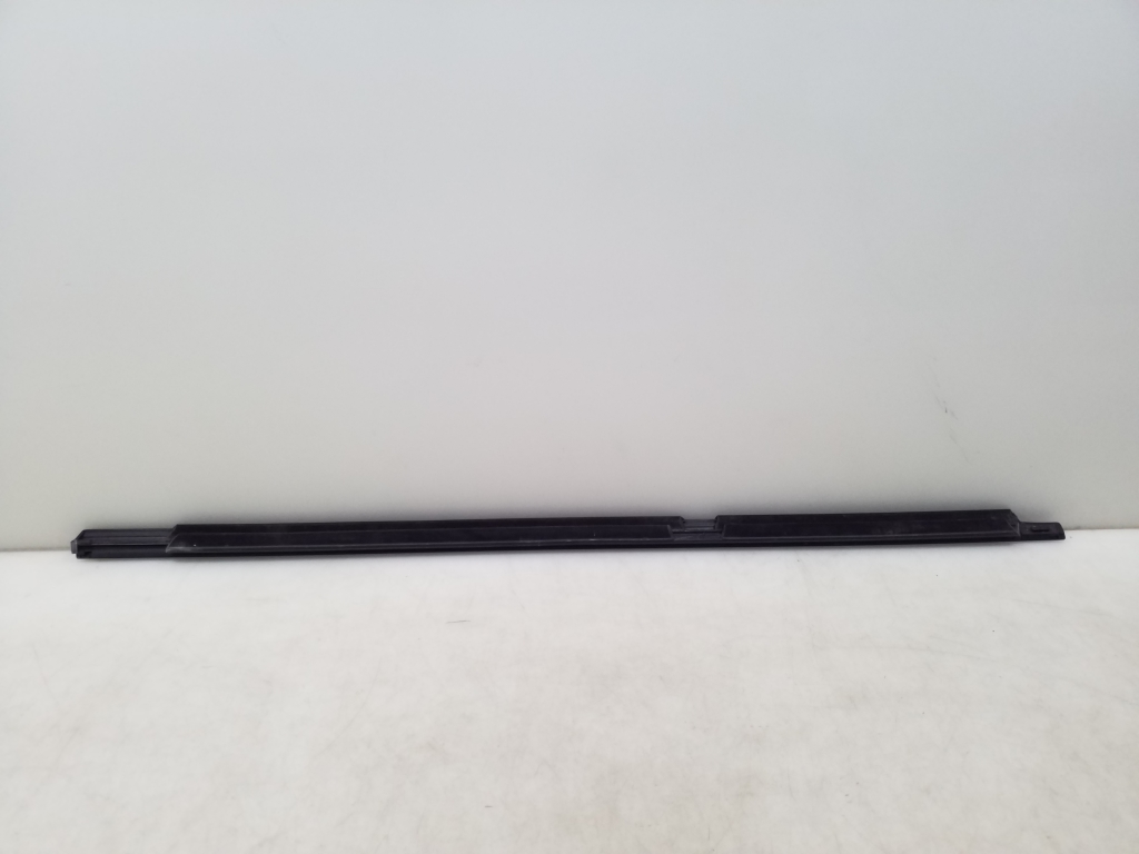 Used Mercedes Benz E-Class Rear side door strip to glass outer A2137302405