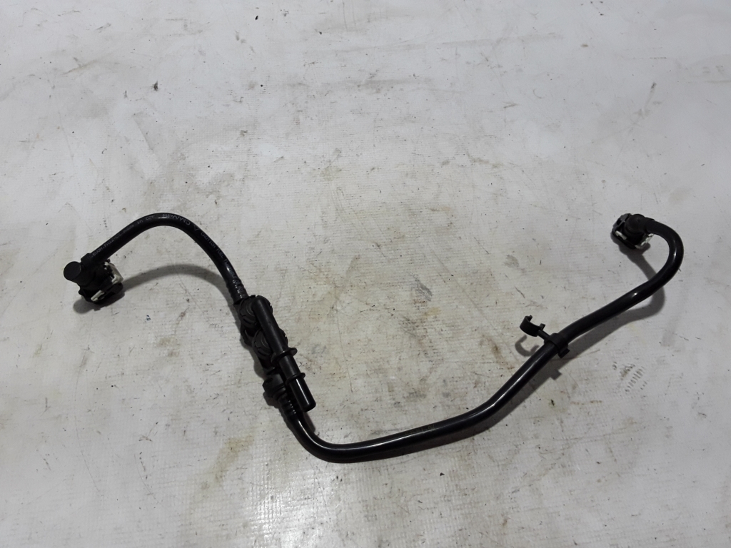 Naudotas VOLVO XC40 Žarna 32312083