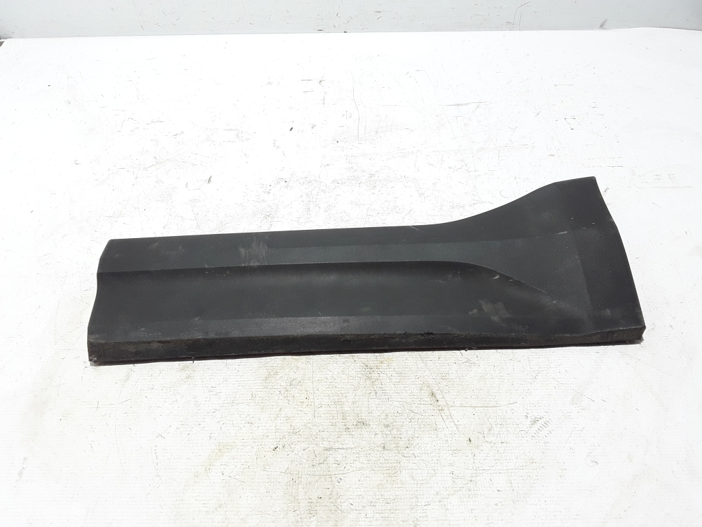 Used VOLVO XC40 Rear side door strip 31448318