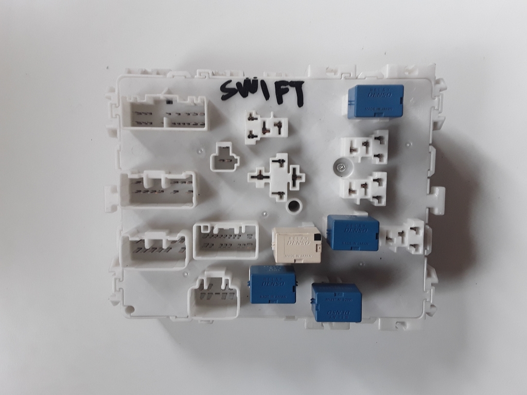 Used Suzuki Swift Fuse box in the cabin P60A4889
